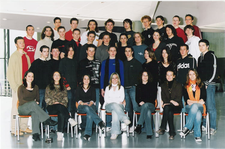 Photo de classe Classe de 107 promo 2006 de 2006, Lycée Blaise Pascal ...