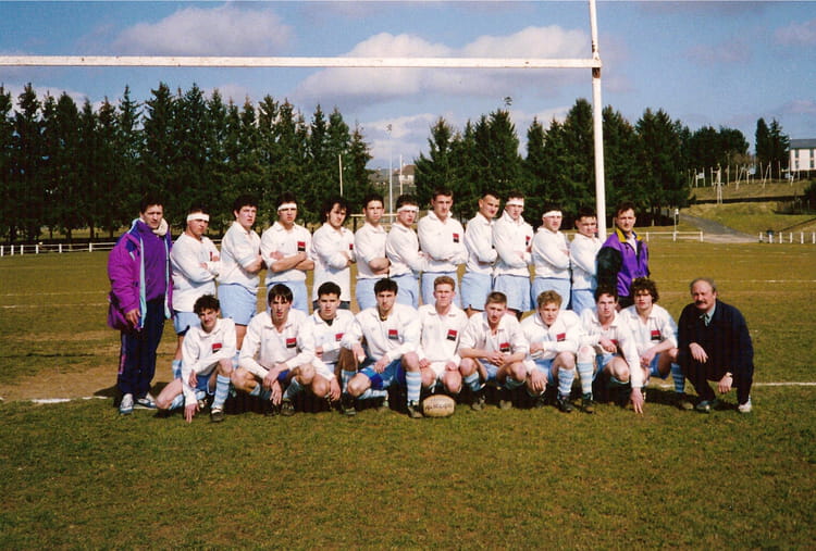 Photo de classe Equipe Juniors saison 92-93 de 1993, Arpajon Rugby Club ...