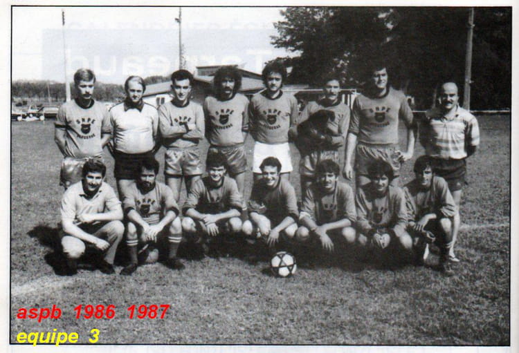 Photo de classe Aspb equipe 3 de 1987, ASPB - Copains d'avant