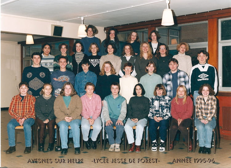 Photo de classe 2nd de 1995, Jesse De Forest - Copains d'avant
