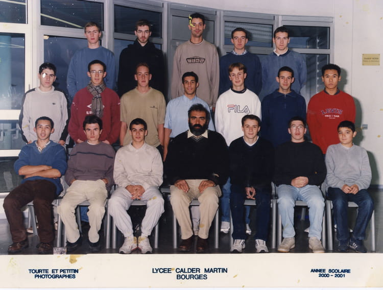 Photo de classe Term de 2000, Lycée Pierre-emile Martin - Copains d'avant