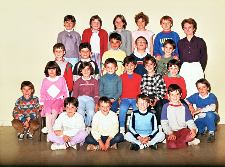 Photo de classe CE1 de 1984, ECOLE MATERNELLE DU LAUNAY - Copains d'avant
