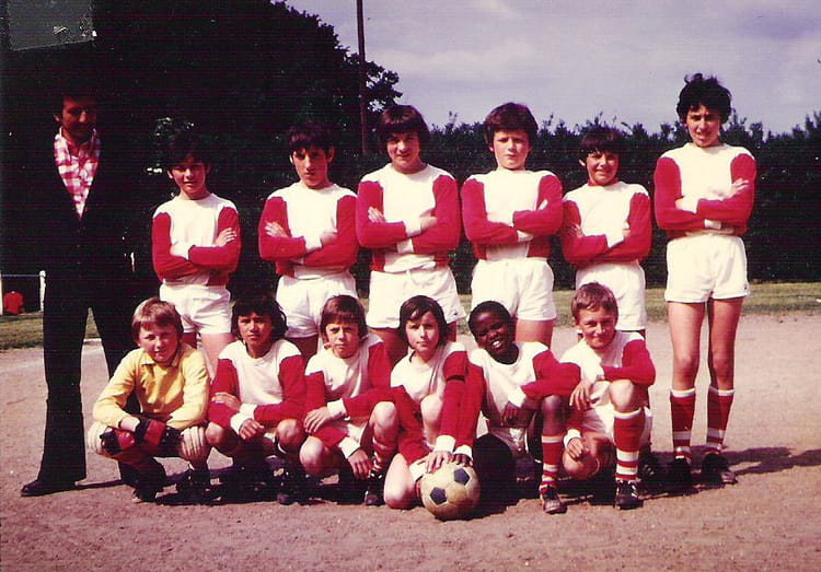 Photo de classe Finale coupe yvelines de 1975, FRM MAUREPAS - Copains d ...