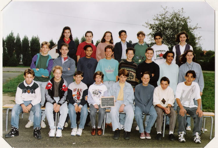 Photo de classe PETITE LANDE - REZE - 4E4 de 1992, Collège Petite Lande ...