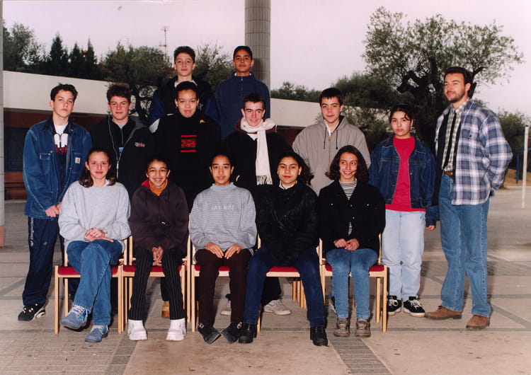 Photo de classe 4°5 de 1996, Collège Emile Roux - Copains d'avant