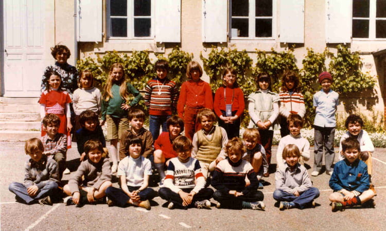 Photo de classe CM1 de 1980, Ecole Marzy (Marzy) - Copains d'avant
