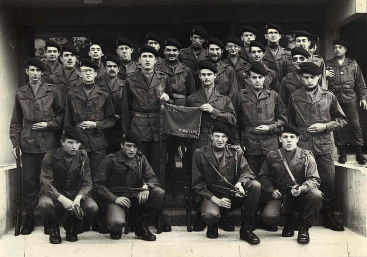 Photo de classe 11° BATTERIE REGIMENT 32° RA de 1982, 32ème Régiment D ...
