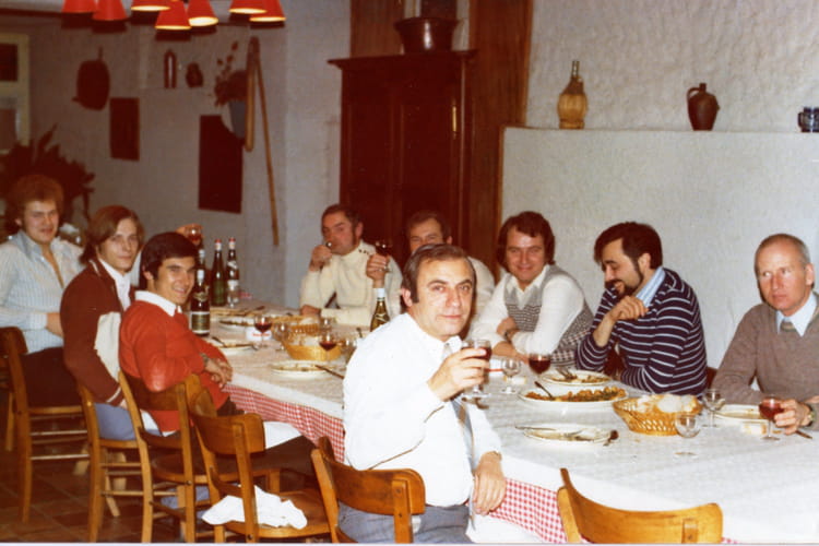 Photo de classe Inspection Technique de 1976, Scc,cdf,cdf Chimie,elf ...