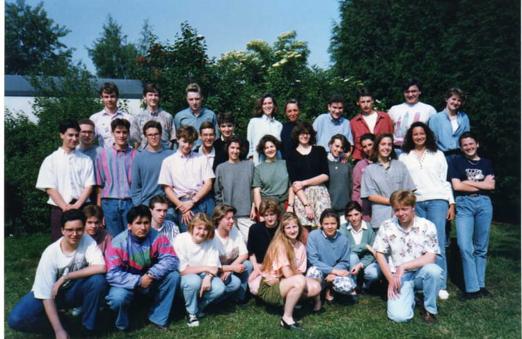 Photo de classe PREMIERE S2 de 1992, LYCEE STE MARIE - Copains d'avant