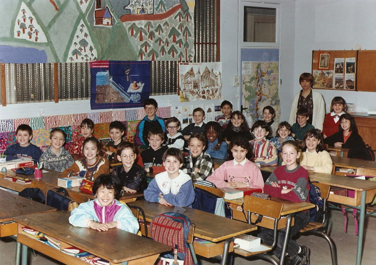 Photo de classe CM1 de 1994, Ecole Dulong (Pacy Sur Eure) - Copains d'avant