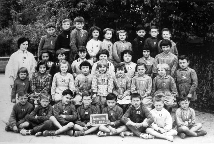 Photo de classe 2 chaumussay de 1961, Ecole (Chaumussay) - Copains d'avant