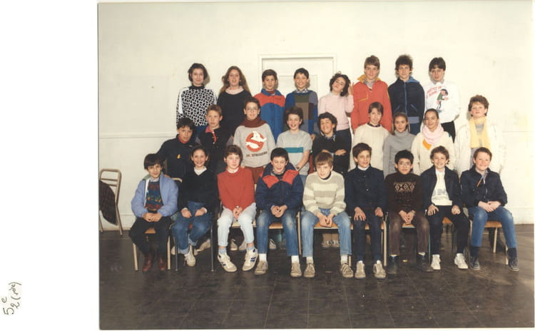 Photo de classe 5ème2 de 1985, Collège Marcel Roby - Copains d'avant