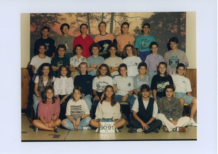 Photo de classe Une autre de 1990, Collège Antoine Risso - Copains d'avant