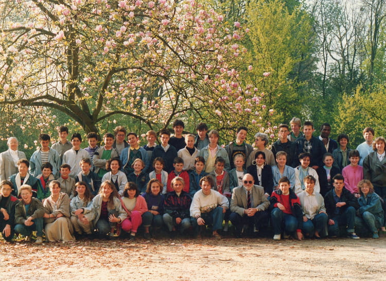 Photo de classe Photos internes MABILLON sedan de 1987, Collège ...