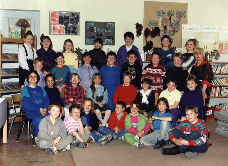 Photo de classe CM1 de 1989, ECOLE RAYMOND BASTIAN - Copains d'avant