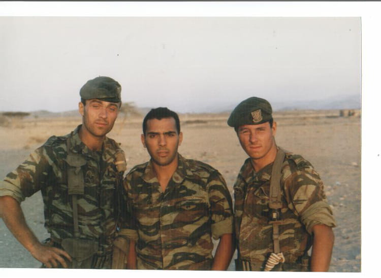 Photo de classe 3 terrific de 1986, COMMANDO MARINE - Copains d'avant