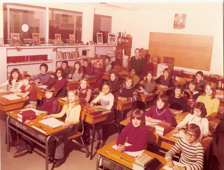 Photo de classe CM2 1976/1977 de 1977, ECOLE PAUL MULOT - Copains d'avant