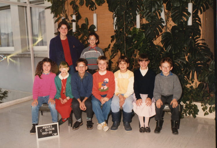Photo de classe CM1 de 1987, CENTRE CHARLOTTE BLOUIN - Copains d'avant