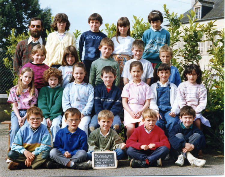 Photo de classe CE1-CE2 de 1986, Ecole Du Maine (Bazouges La Perouse) - Copains d'avant
