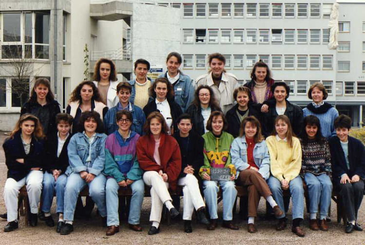 Photo de classe 1F8A de 1991, Lycée Louis Lapicque - Copains d'avant