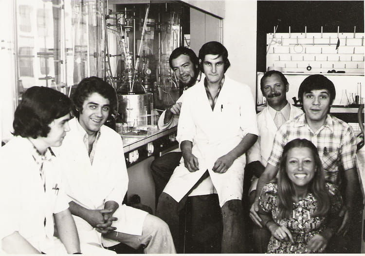 Photo de classe Au labo en ORIII Sanofi Montpellier de 1978, Sanofi ...