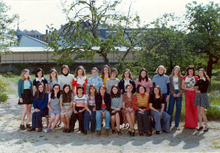 Photo de classe 2ème EB1 (CAP) de 1975, SAINT JOSEPH GARIBALDI ...