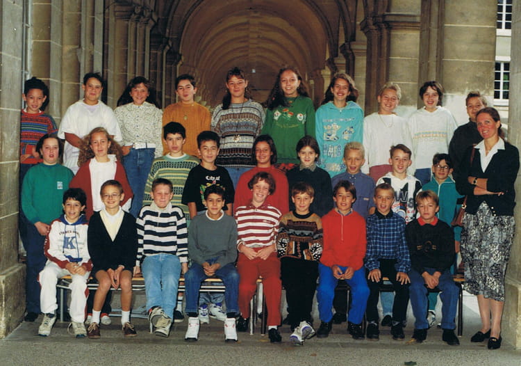 Photo de classe 6eme de 1993, Collège Saint-paul - Copains d'avant