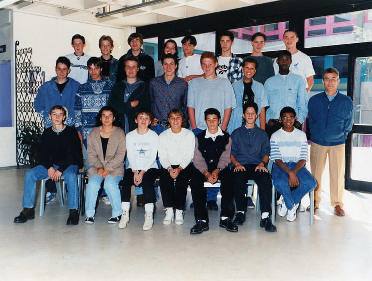 Photo de classe 3eTI (1995/1996) de 1995, Collège Camille Claudel ...