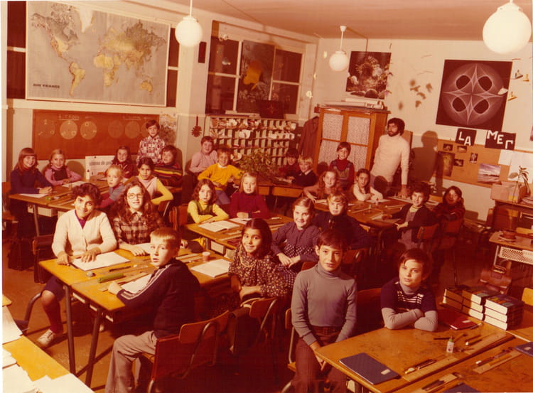 Photo de classe CM2 - Classe de Mr ROGER de 1977, ECOLE FERDINAND ...