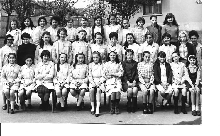 Photo de classe 6ème de 1967, Collège Gaston Soufflay - Copains d'avant