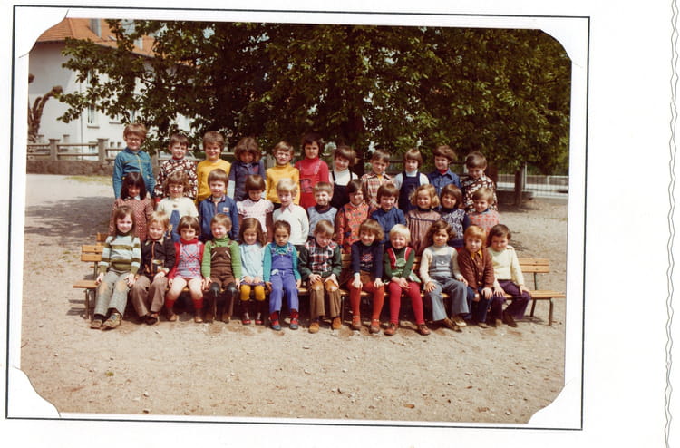 Photo de classe Ecole de la maix maternelle 1975/76 de 1975, Ecole La ...