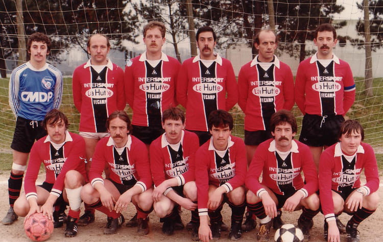 Photo de classe U.S. FECAMP VETERANS 83/84 de 1984, USF - Copains d'avant