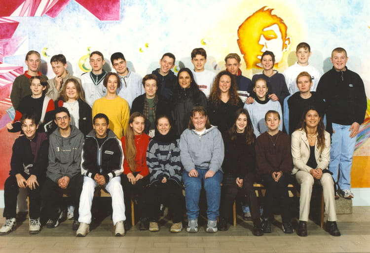 Photo de classe 3° de 1998, Collège Léon Marie Fournet - Copains d'avant