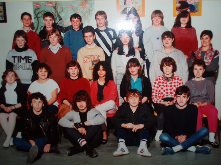 Photo de classe 4èmeD sissonne de 1985, Collège Froelicher - Copains d ...