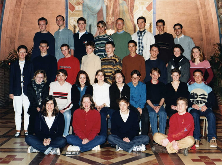 Photo de classe T S1 de 1999, INSTITUTION SAINT MICHEL - Copains d'avant