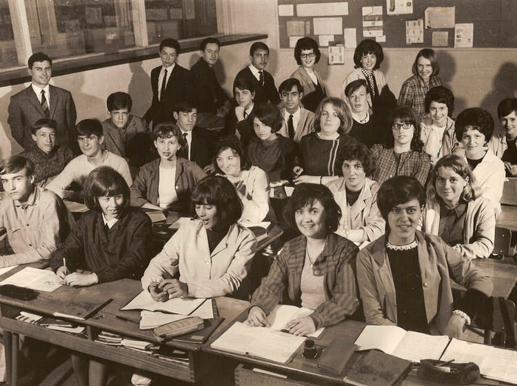 Photo de classe Seconde de 1964, Collège Enseignement Commercial ...