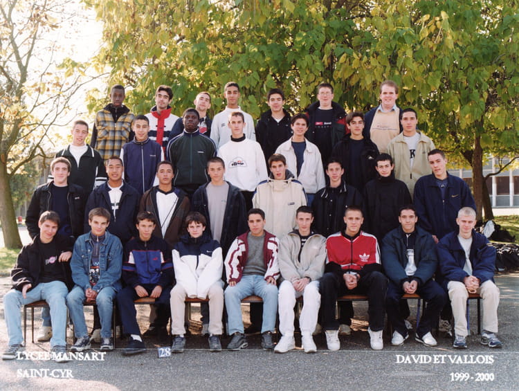 Photo de classe 2nd 8 TSA Productique de 2000, Lycée Mansart - Copains ...