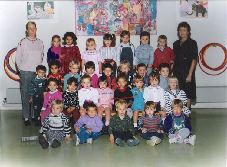 Photo de classe Petite section de 1989, ECOLE ELSA TRIOLET - Copains d ...