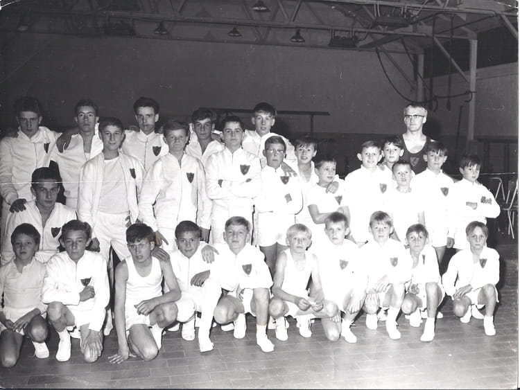 Photo de classe Les garçons en 1966 de 1966, HAUBOURDIN GYM - Copains d ...