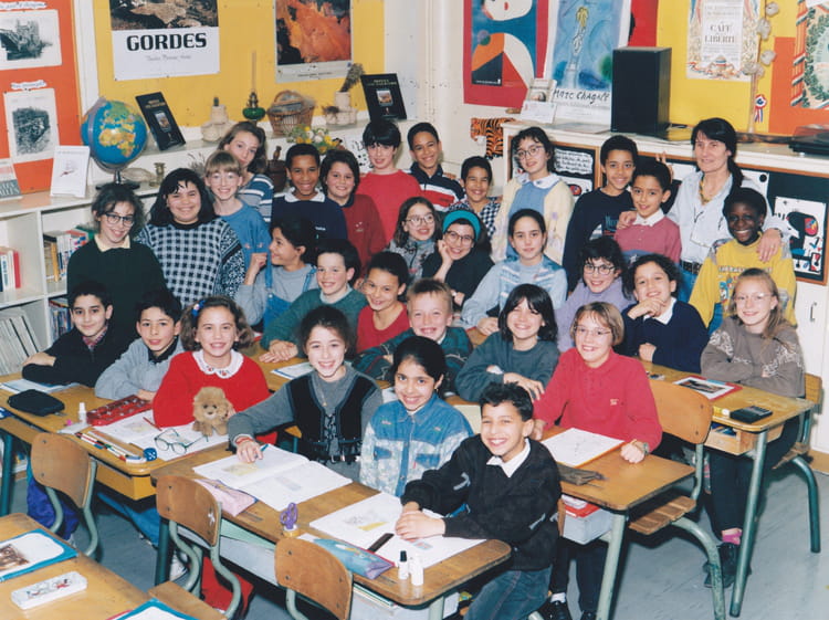 Photo de classe CM2 de 1993, ECOLE JULES MICHELET - Copains d'avant