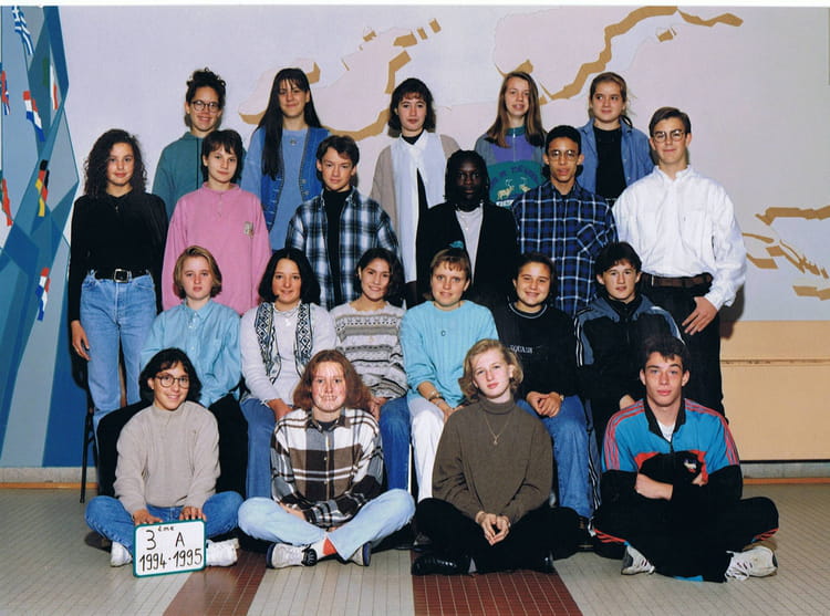 Photo de classe 3meA 1994-95 de 1994, Collège Les Sources - Copains d'avant