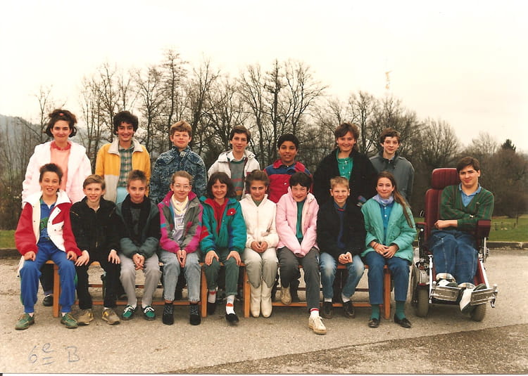 Photo de classe 6ème B de 1987, Collège René Long - Copains d'avant