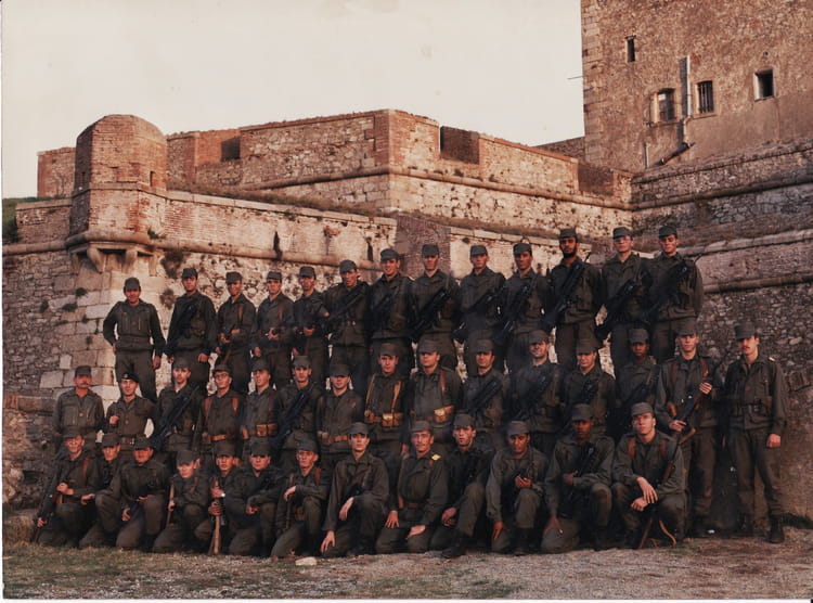 Photo de classe 24 eme R.I.M.A de 1987, 24 Rima - Copains d'avant