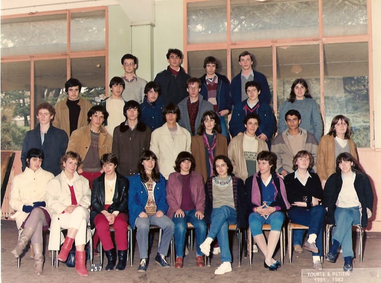 Photo de classe Terminale C 3 de 1981, LYCEE MARCEL ROBY - Copains d'avant