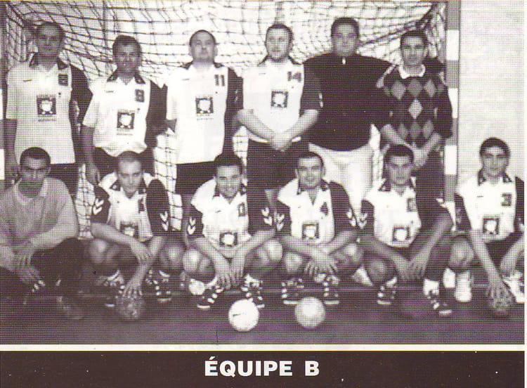 Photo de classe Equipe 2 de 1998, HBCN - Copains d'avant