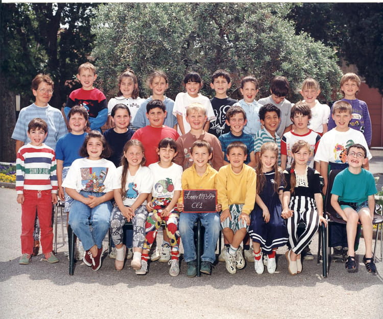 Photo de classe CE 1 de 1994, ECOLE JULES MICHELET - Copains d'avant