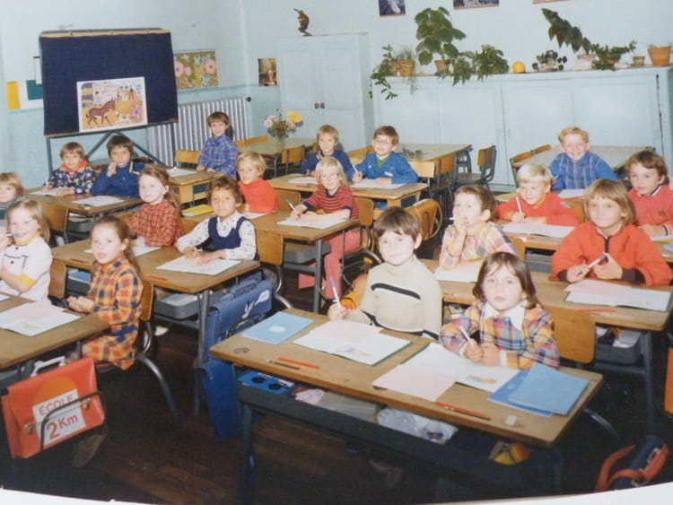 Photo de classe CLASSE CP mme Ferry de 1976, école Jules Ferry ...