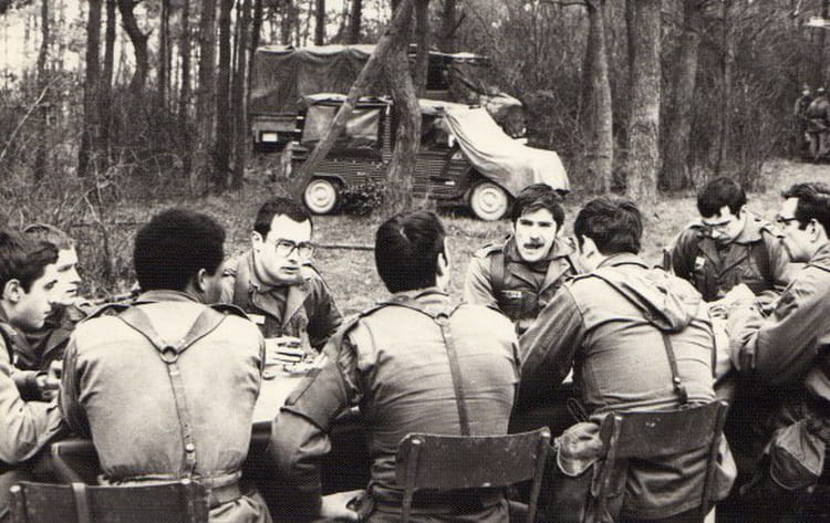 Photo de classe 15 RA PC 2ème Batterie de 1980, 15ème Ra (Régiment D ...