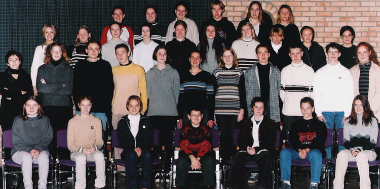 Photo de classe 2D6 de 1999, Lycée Auguste Angellier - Copains d'avant