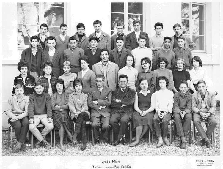 Photo de classe 2éme ABC de 1960, Collège Roustan - Copains d'avant